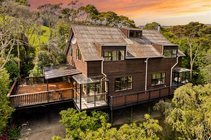 11 Chelivode Street, Waitati, Dunedin City, Otago | Tall Poppy property ...