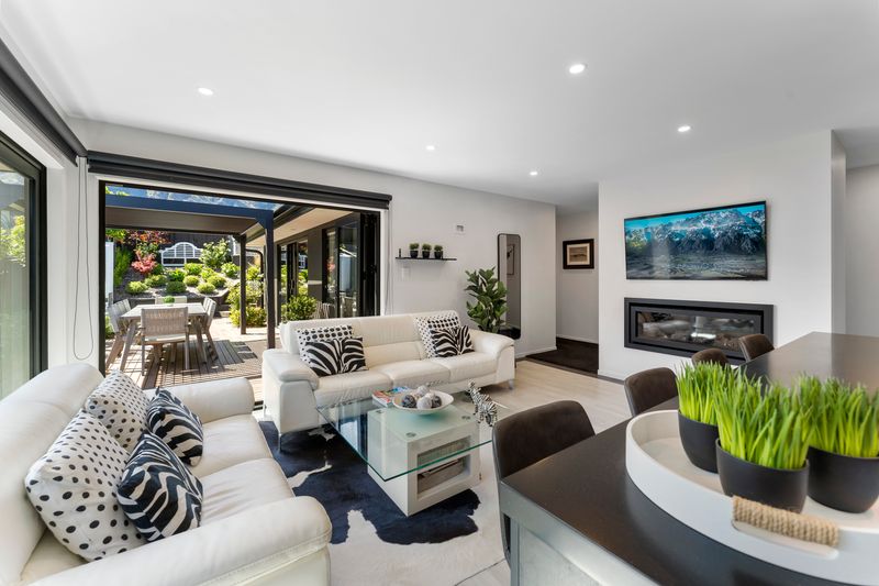 13 Howden Drive, Jacks Point, Queenstown, Otago | Tall Poppy property ...